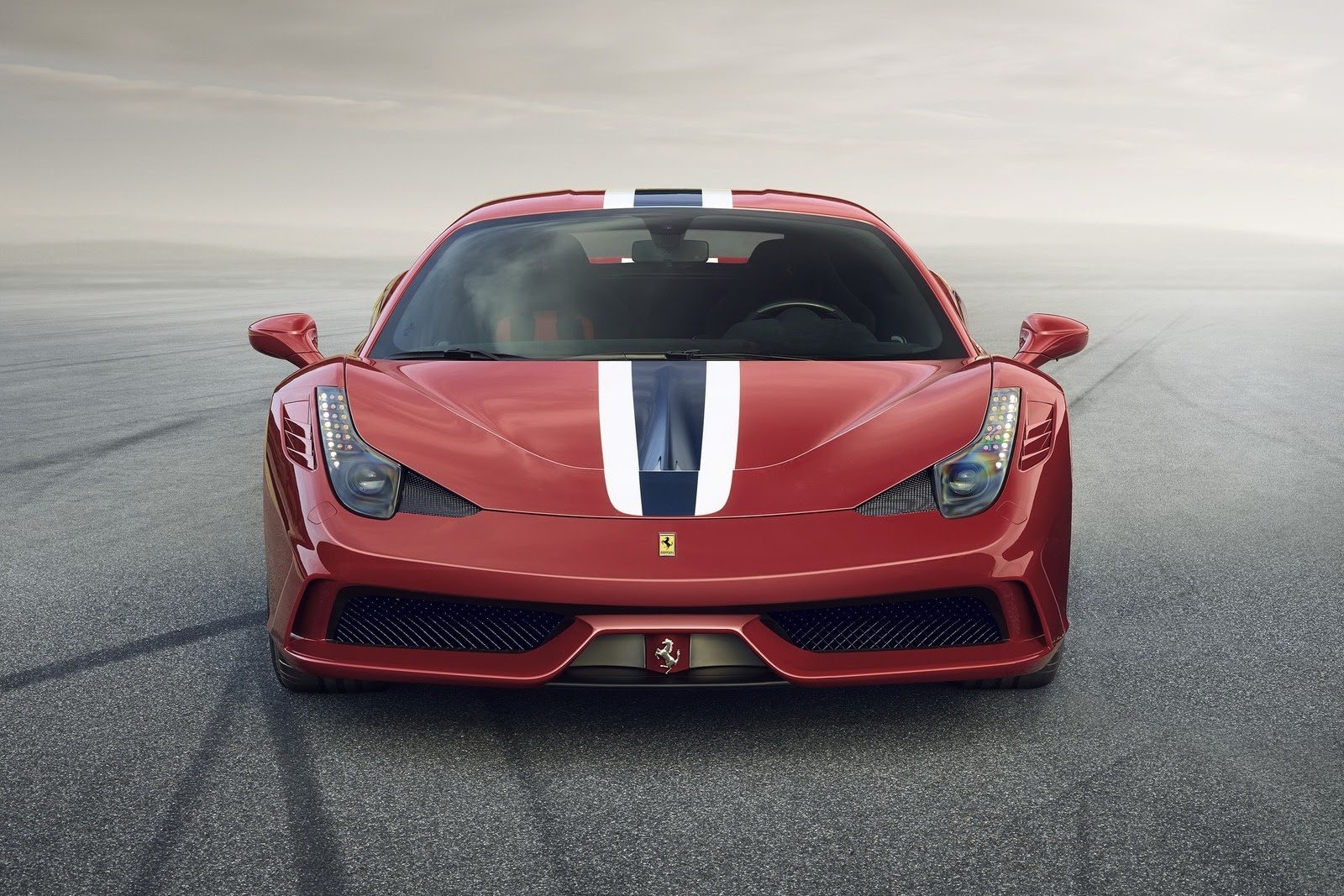 Nuova Ferrari 458 Speciale, erede della Scuderia